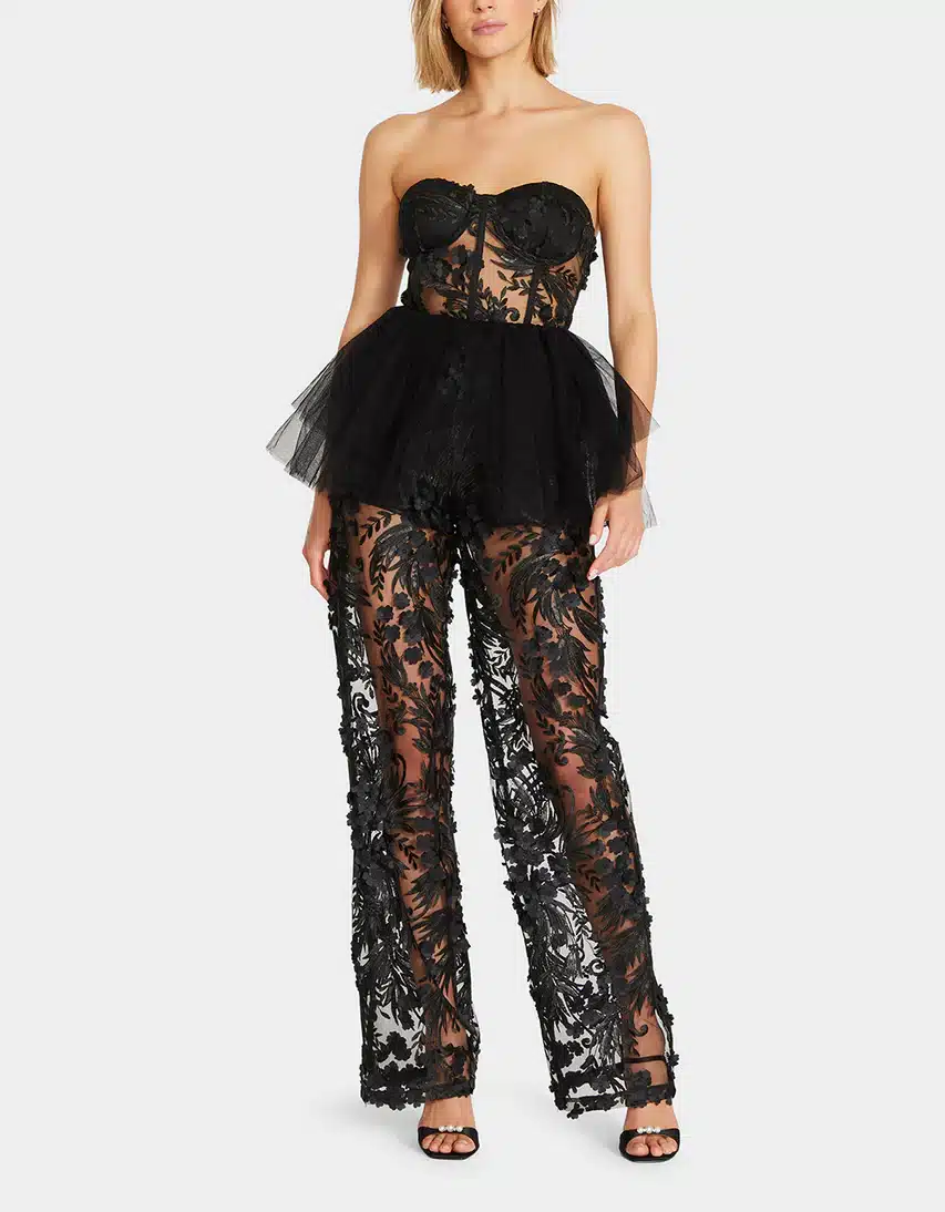 Stunning Party Outfit Ideas for Women That Always Turn Heads ...